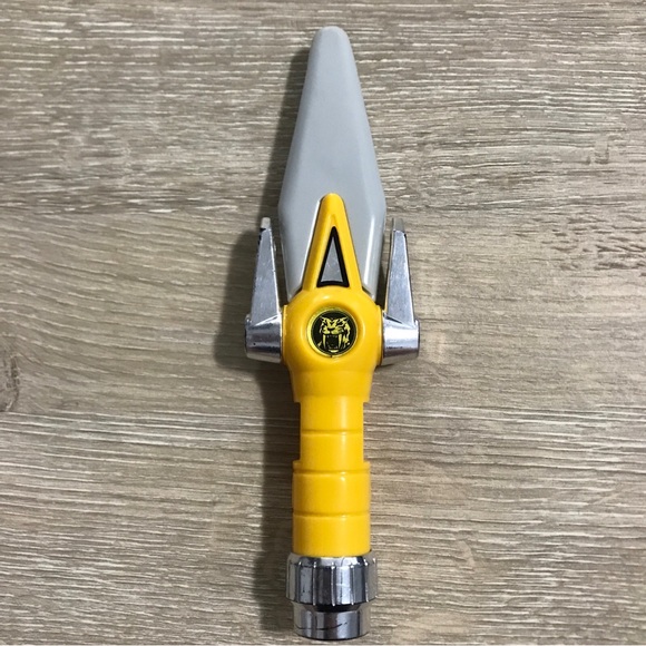 Bandai | Toys | Vtg 994 Mighty Morphin Power Rangers Yellow Dagger ...